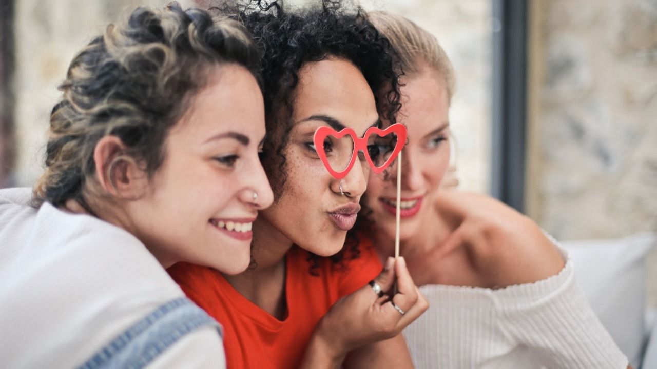 Why Sexual Objectification Leads To Women Objectifying Themselves